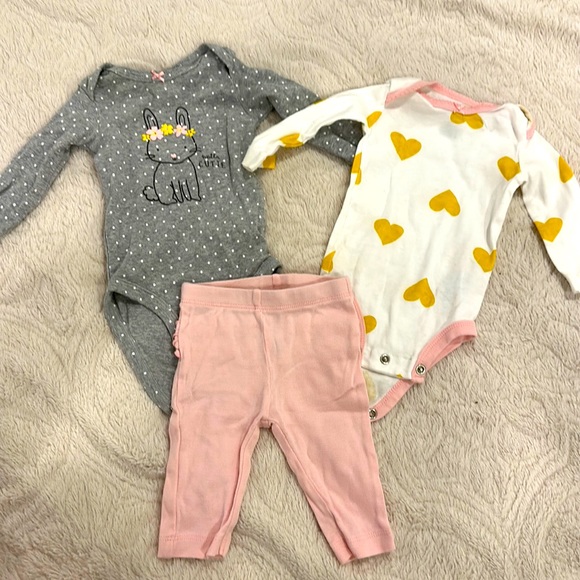 Carter's | Matching Sets | Hello Cutie Bunny And Heart Set | Poshmark
